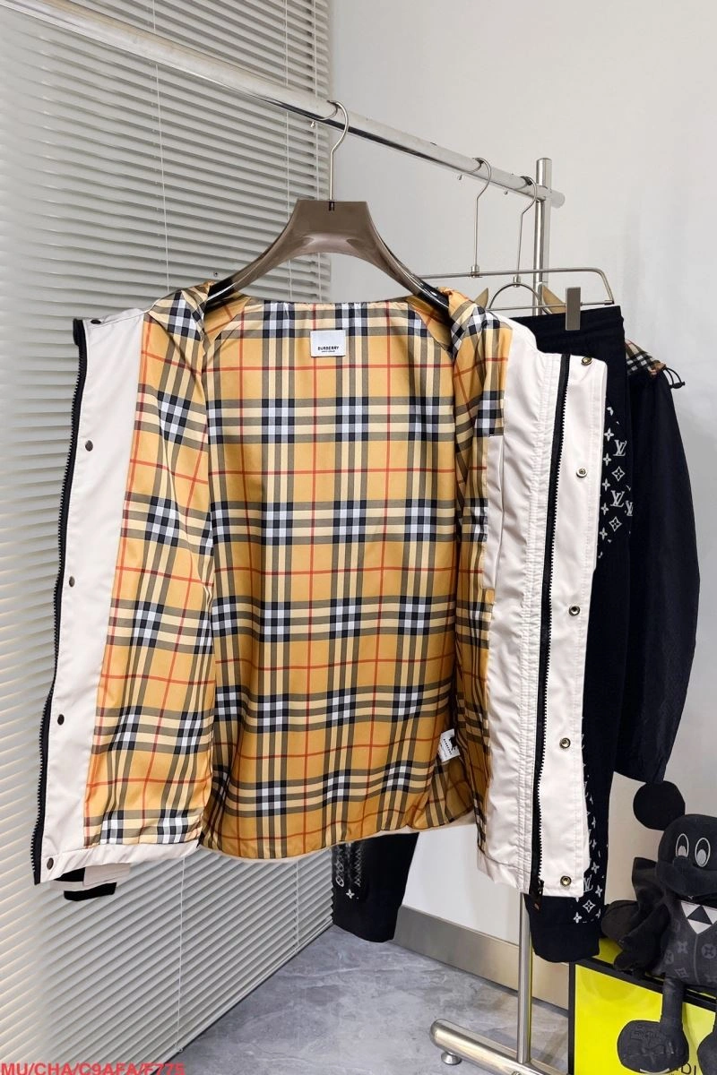 1:1 copy Burberry Outwear