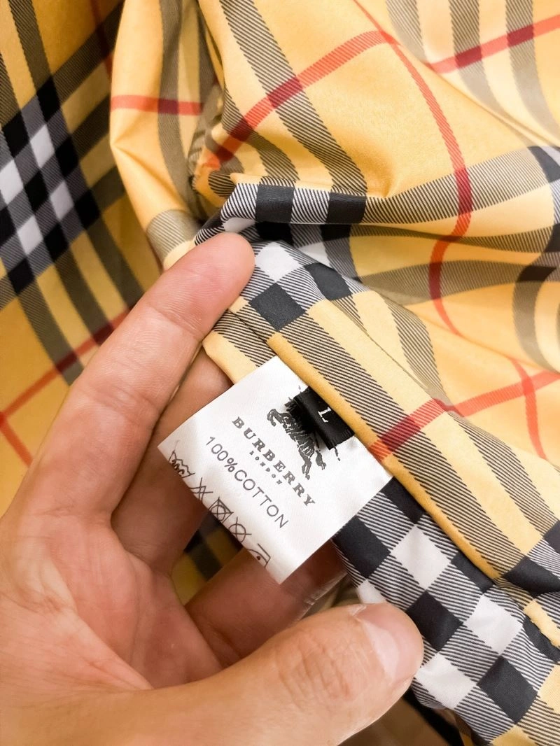 Mirror quality Burberry Outwear