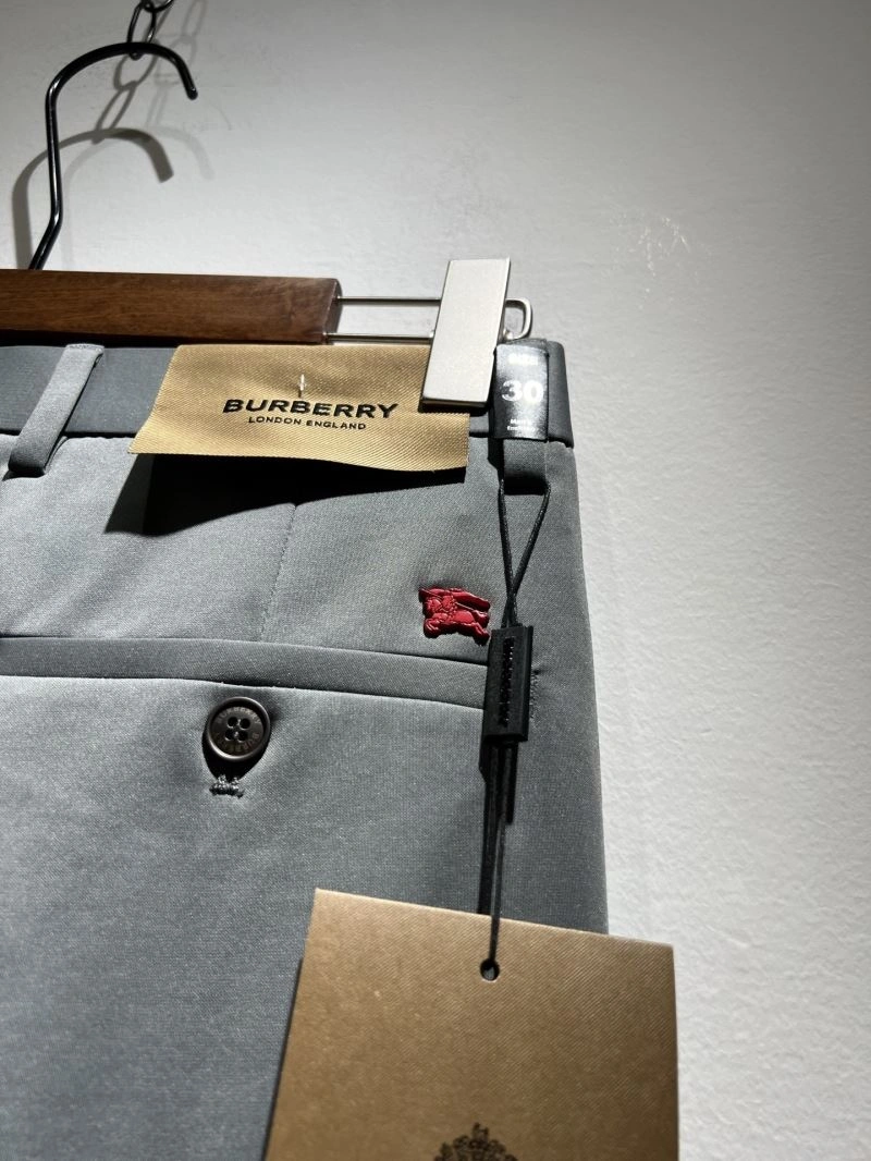 Official Burberry Outwear