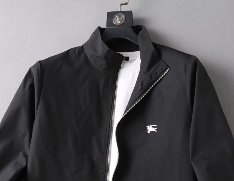 Economical Burberry Outwear