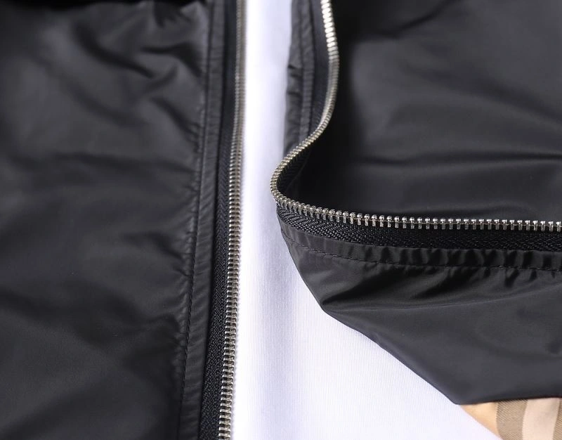 Official Burberry Outwear