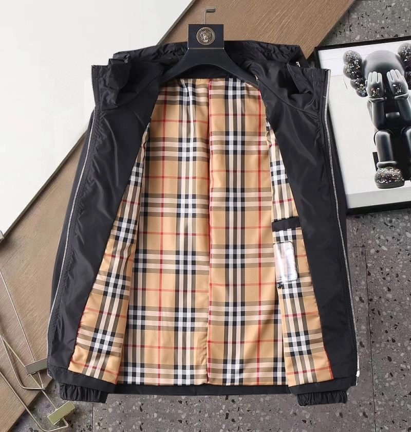 Official Burberry Outwear