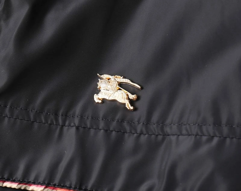 Official Burberry Outwear