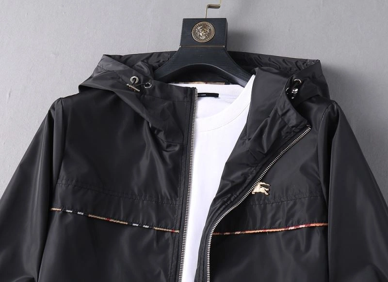 Official Burberry Outwear