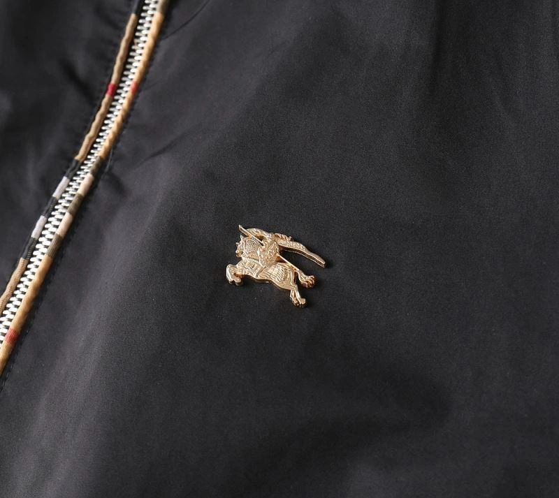 Discounted Burberry Outwear