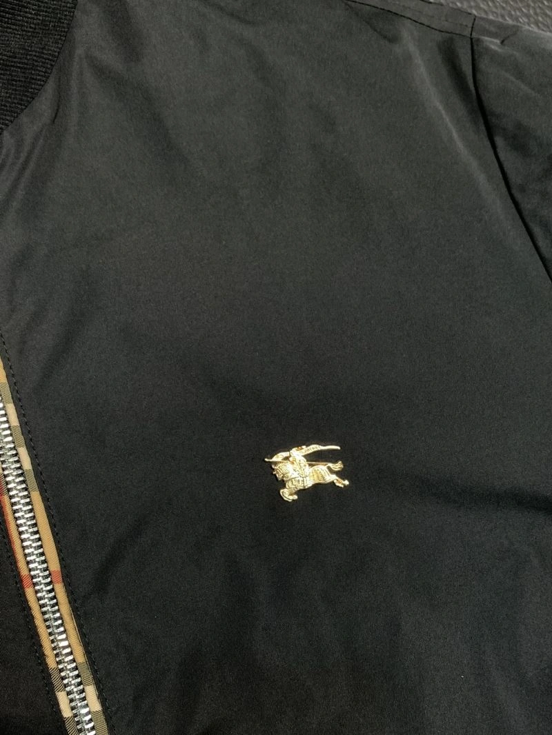Official Burberry Outwear