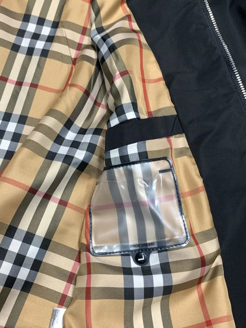 Official Burberry Outwear