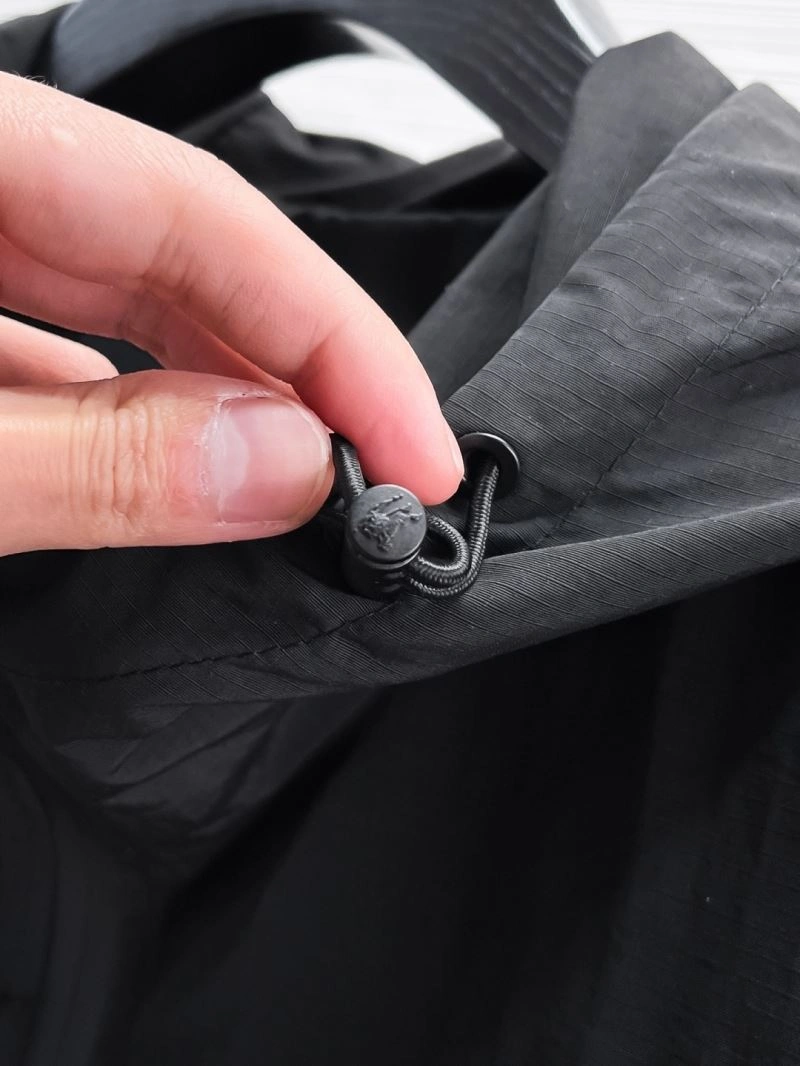 Accurate model Burberry Outwear
