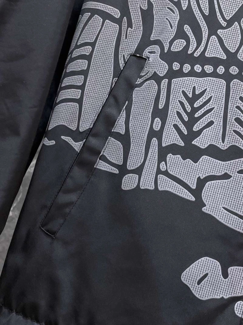 High accuracy Burberry Outwear