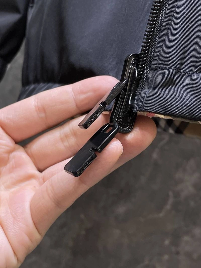 High accuracy Burberry Outwear