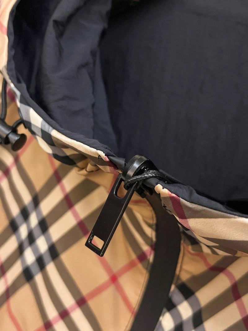 High accuracy Burberry Outwear