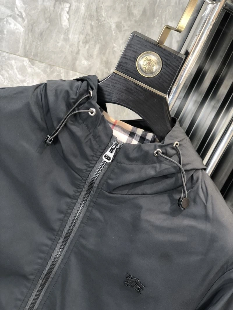 Top match Burberry Outwear