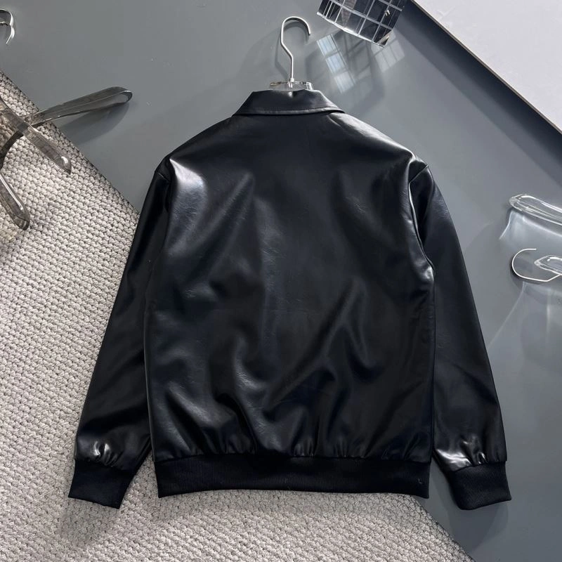 Bargain Burberry Outwear