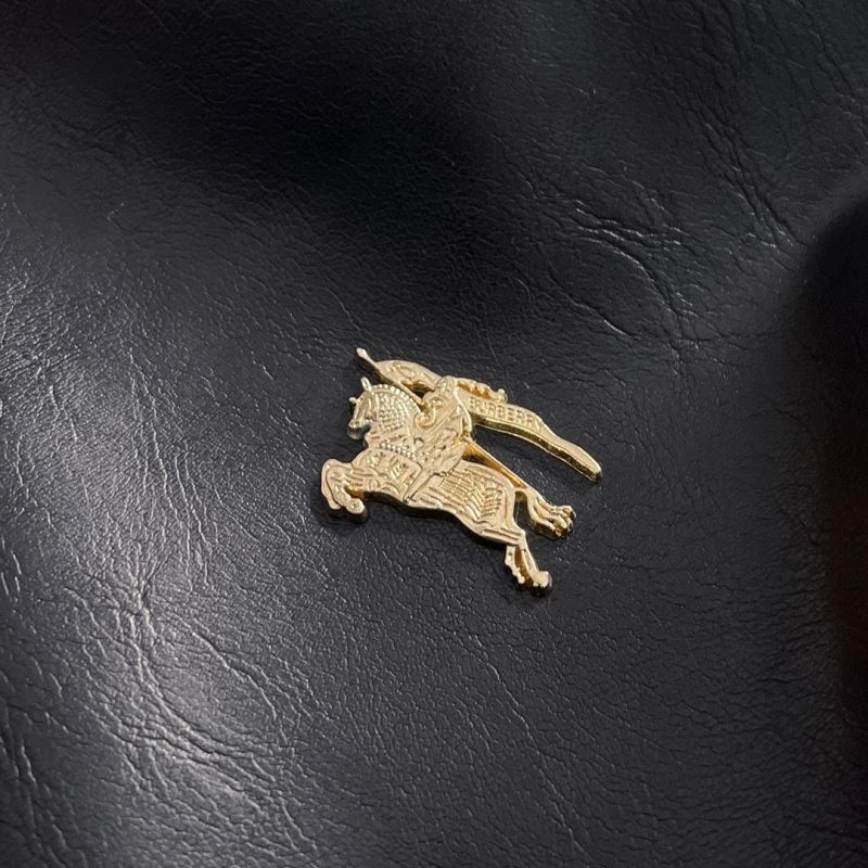 Bargain Burberry Outwear