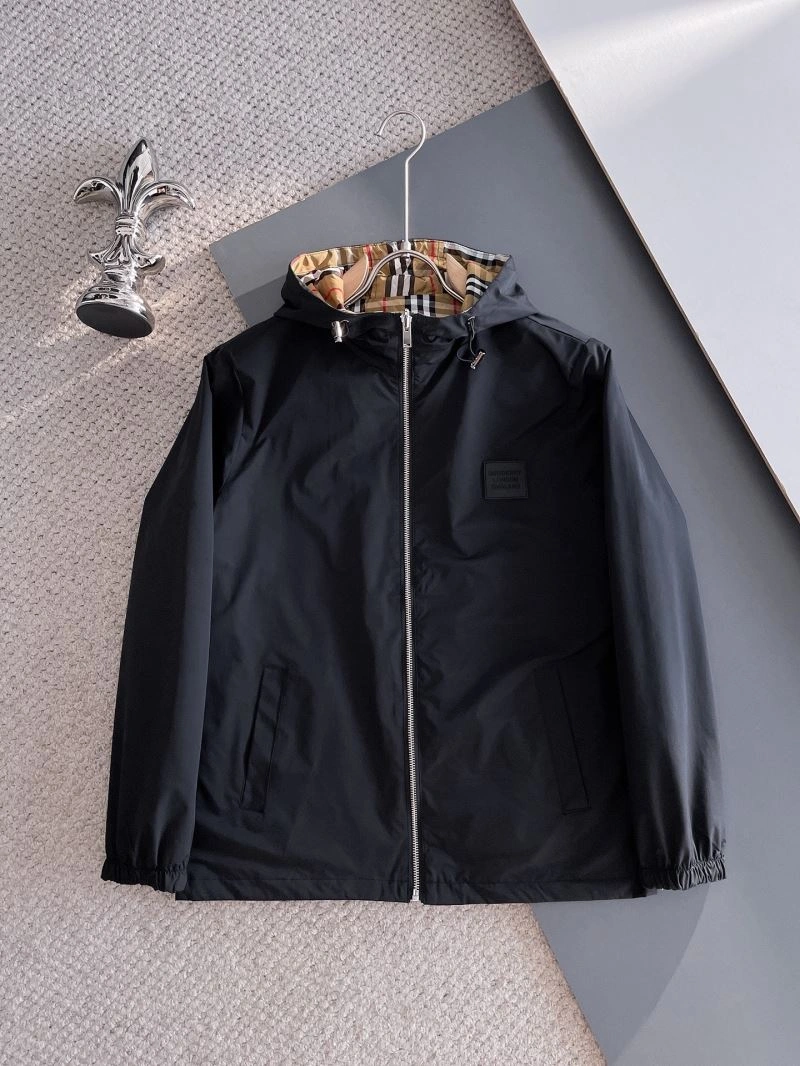Legit Burberry Outwear