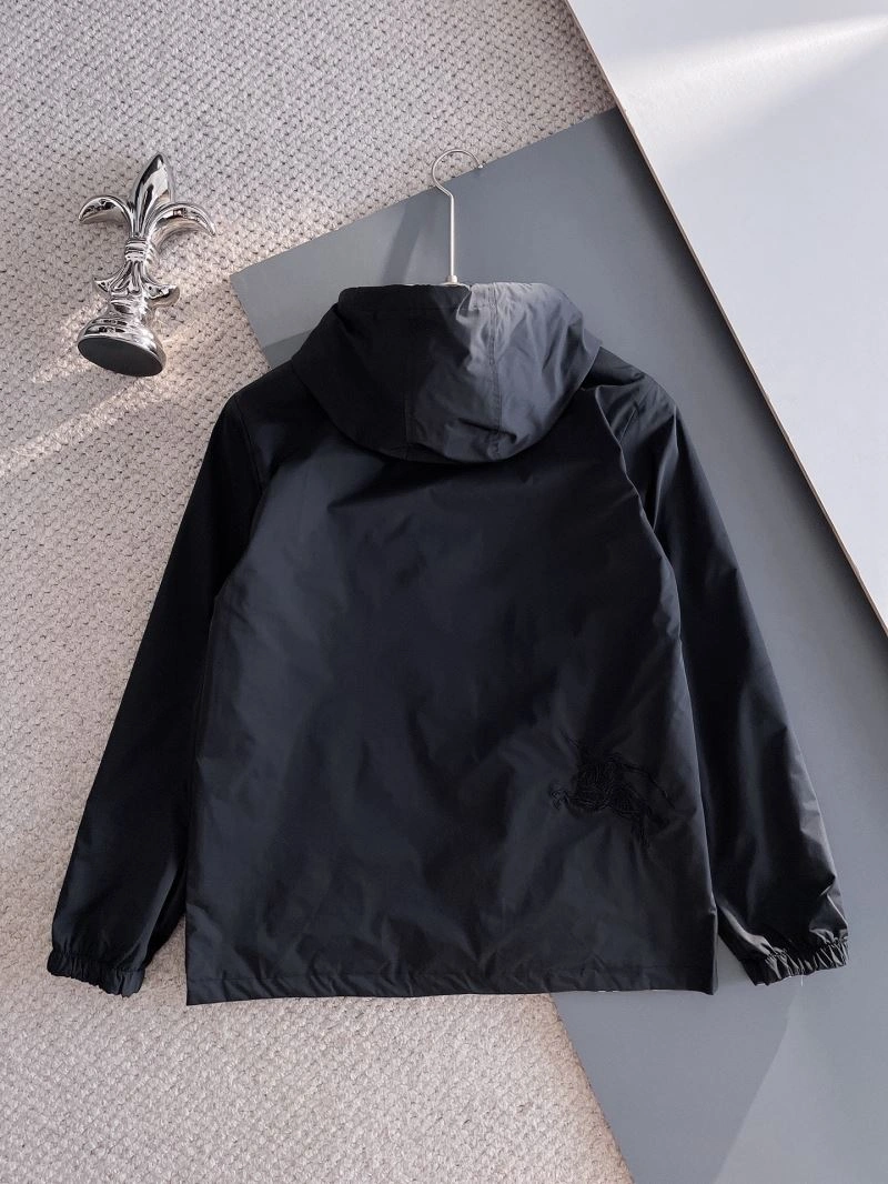 Legit Burberry Outwear