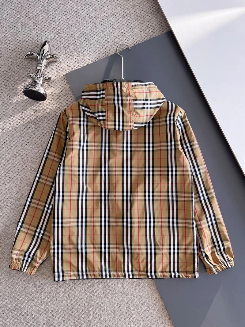 Legit Burberry Outwear