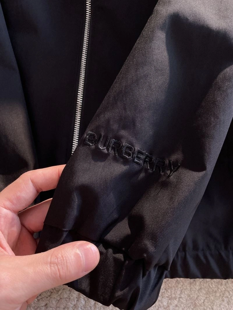 Low-cost Burberry Outwear