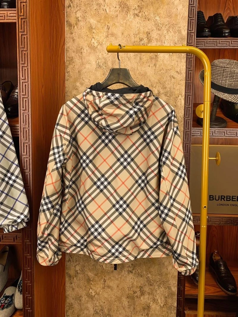 Top mirror Burberry Outwear