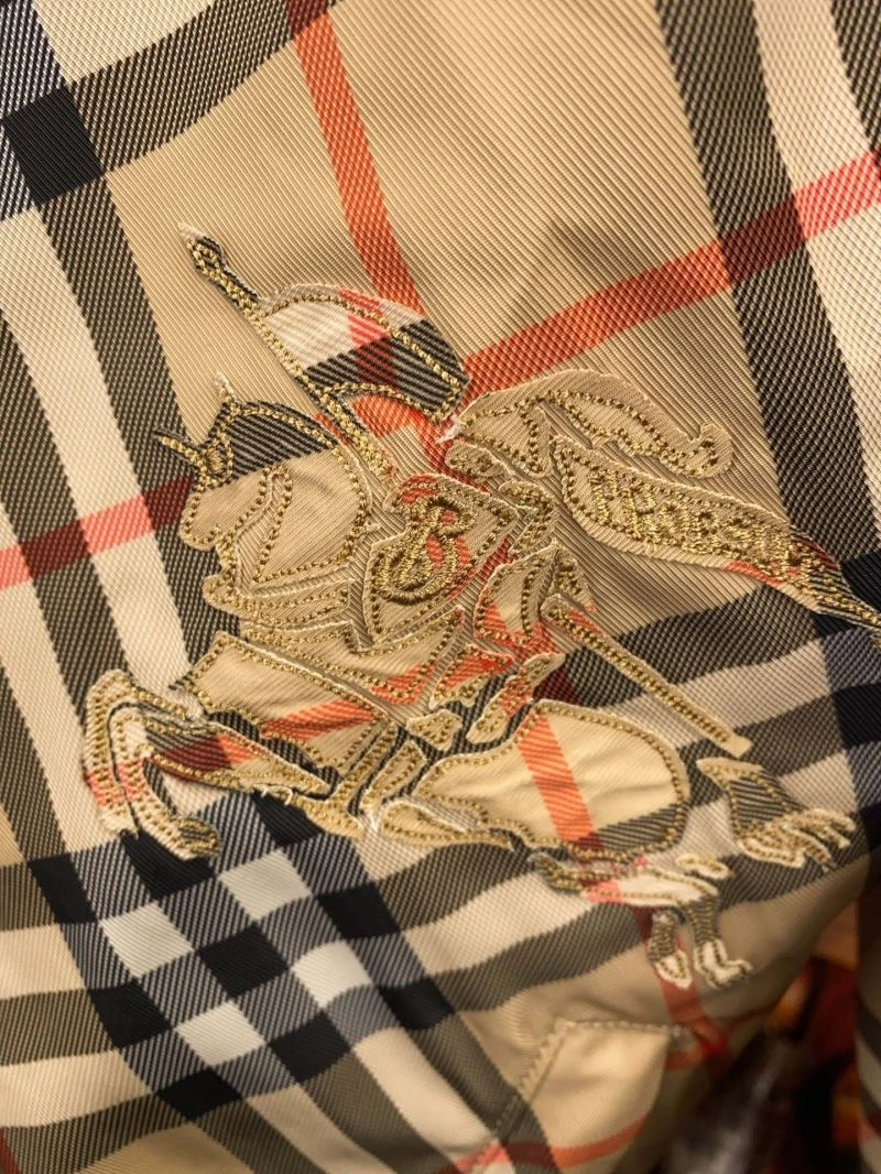Top mirror Burberry Outwear