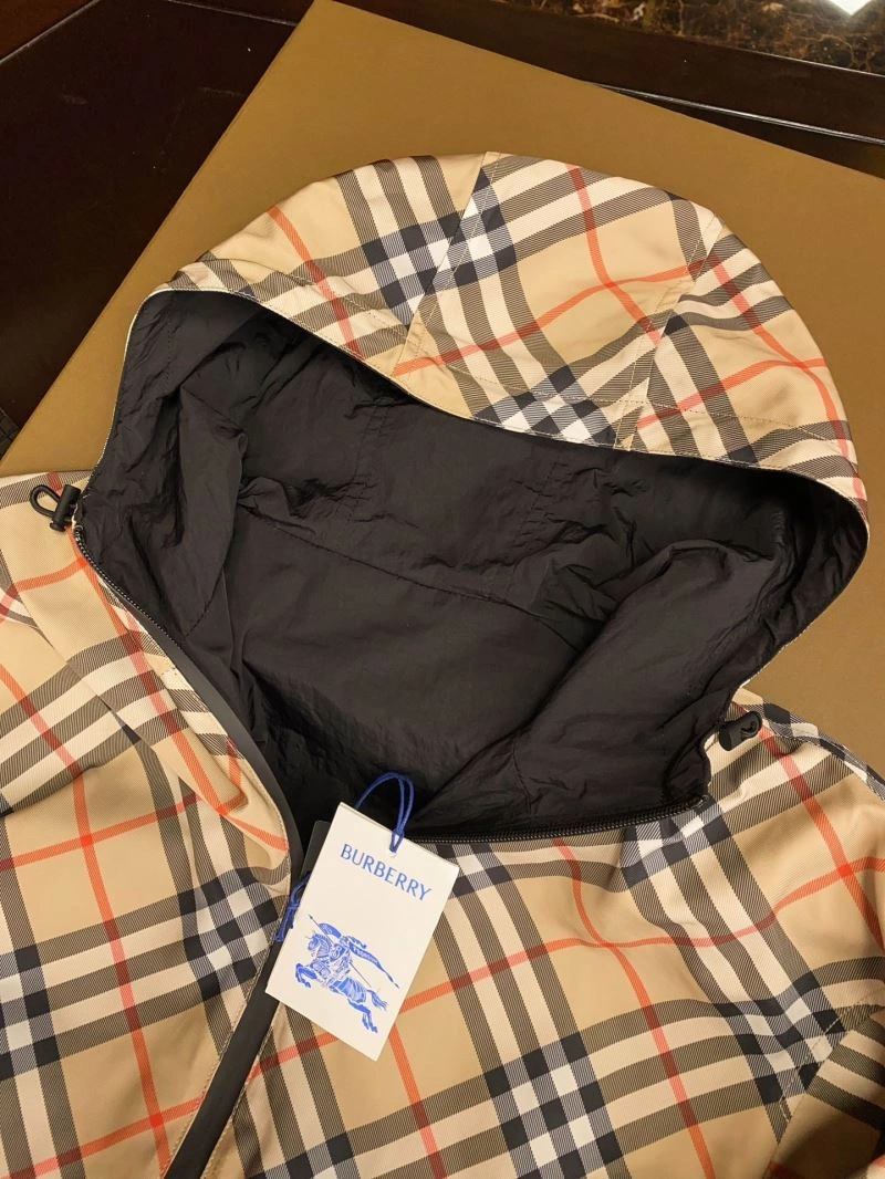 Top mirror Burberry Outwear