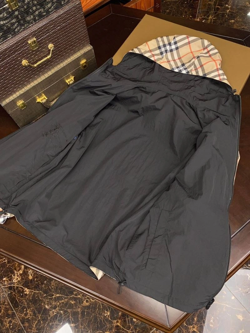 Top mirror Burberry Outwear
