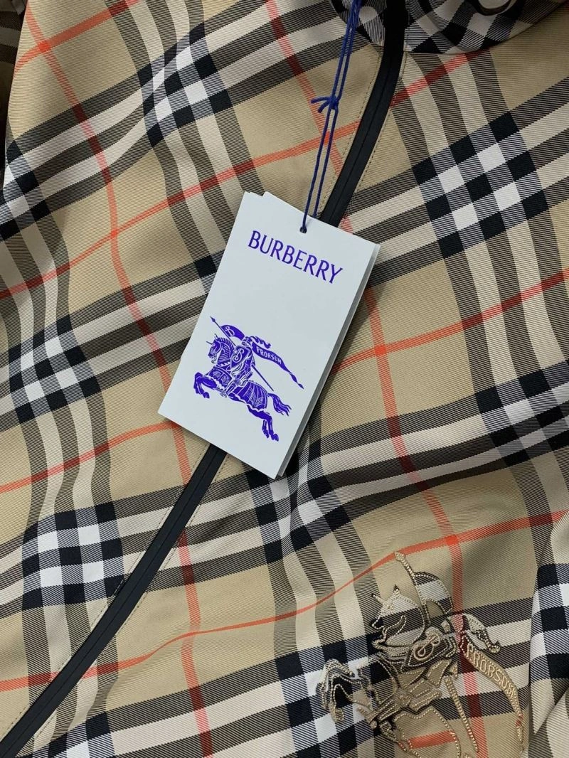 Bargain Burberry Outwear