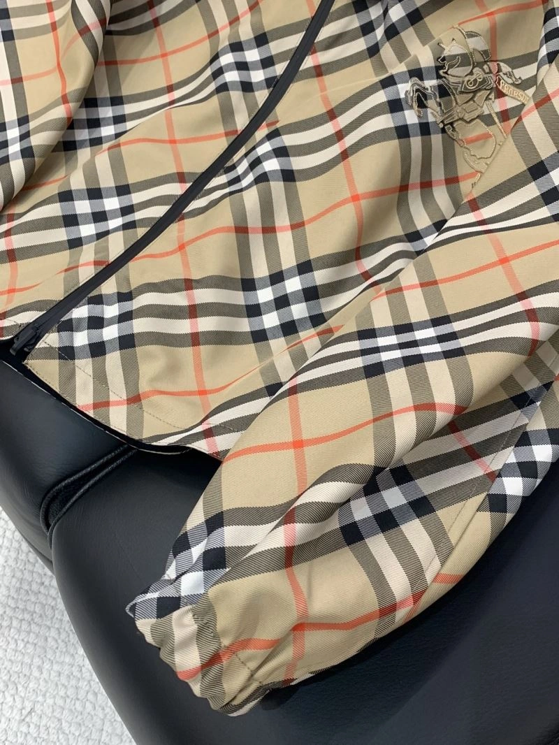 Bargain Burberry Outwear