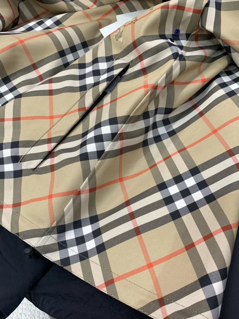 Bargain Burberry Outwear