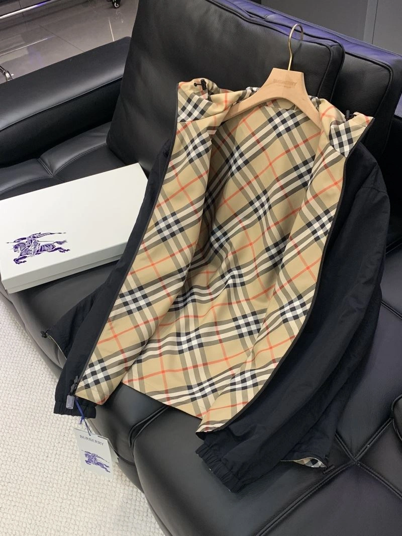 Low-cost Burberry Outwear