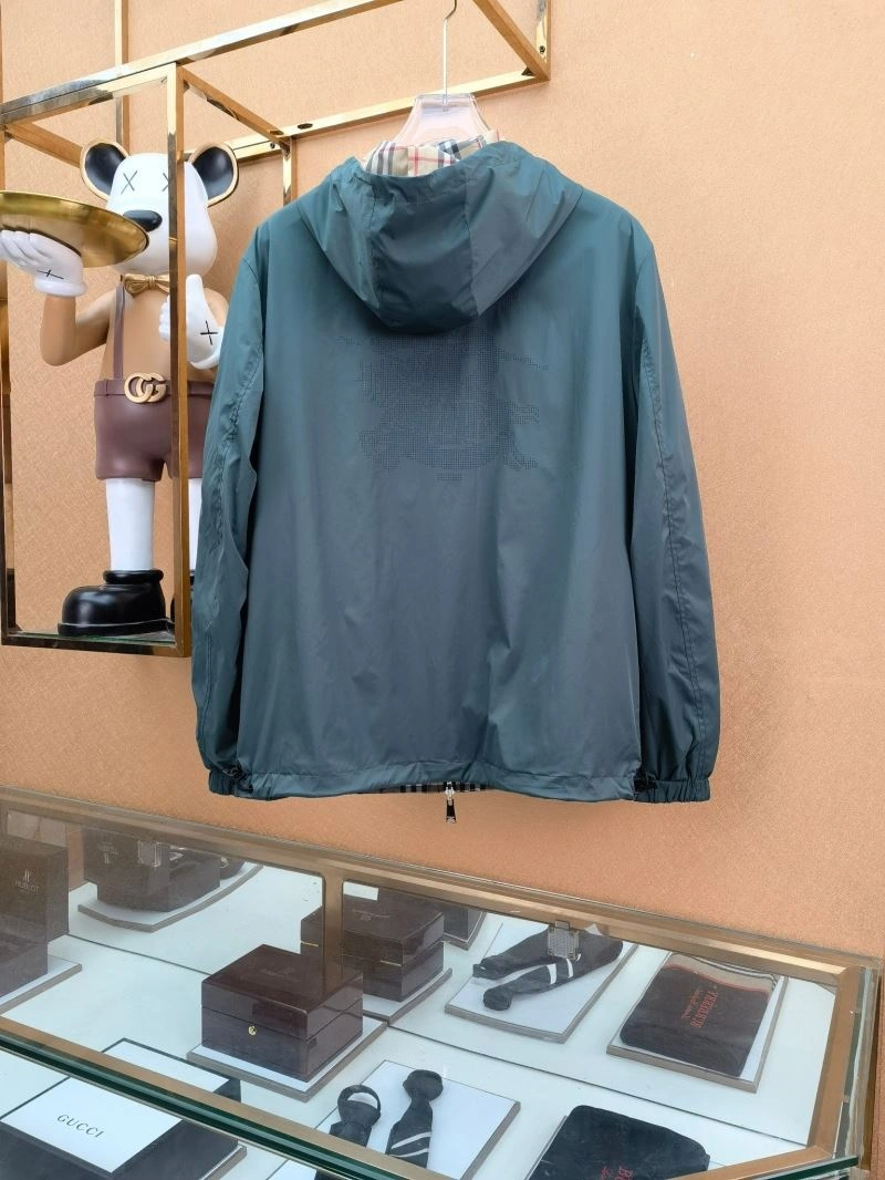 Top match Burberry Outwear