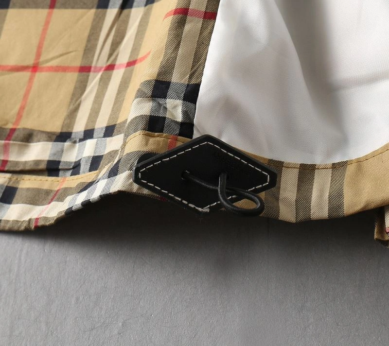 Accurate model Burberry Outwear