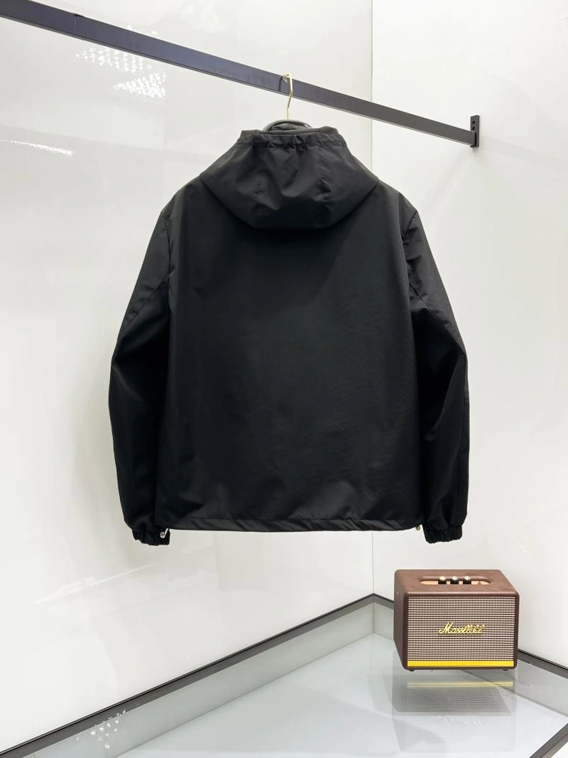 Legit Burberry Outwear