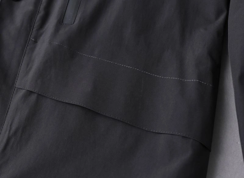Bargain Burberry Outwear