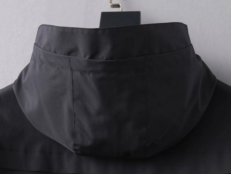 Bargain Burberry Outwear