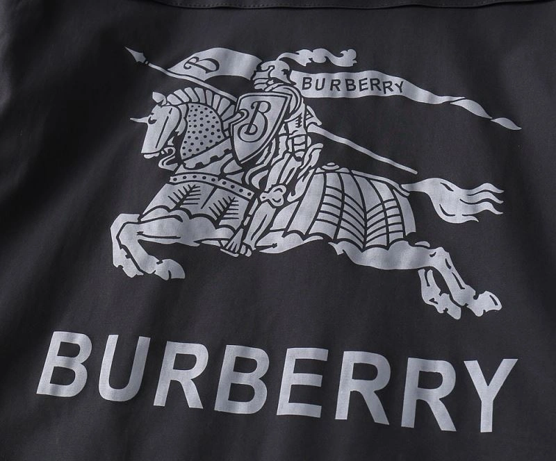 Bargain Burberry Outwear