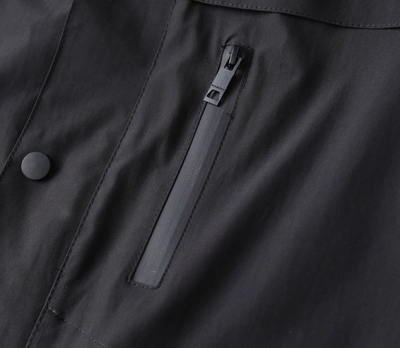 Bargain Burberry Outwear