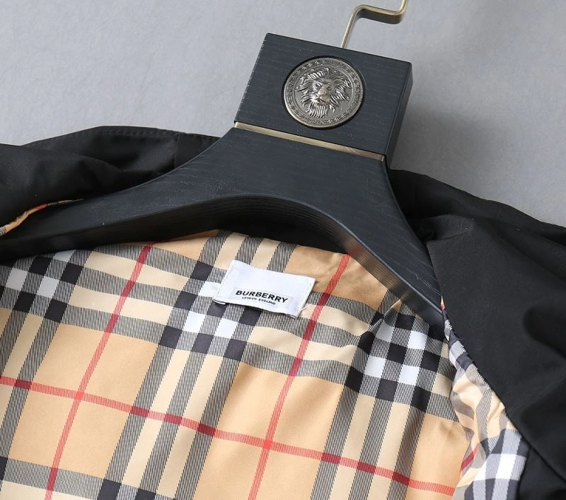 Top mirror Burberry Outwear