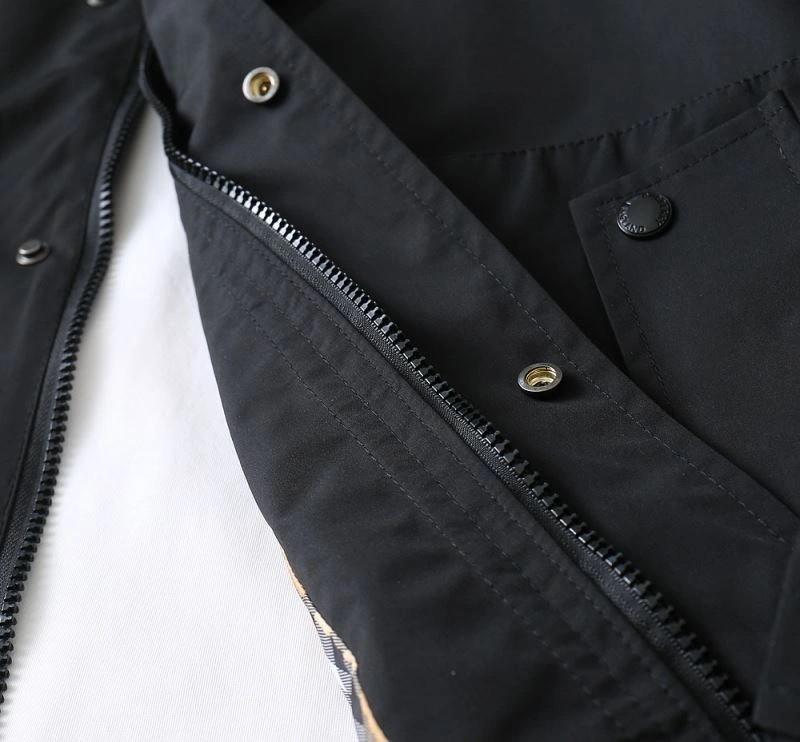 Top mirror Burberry Outwear