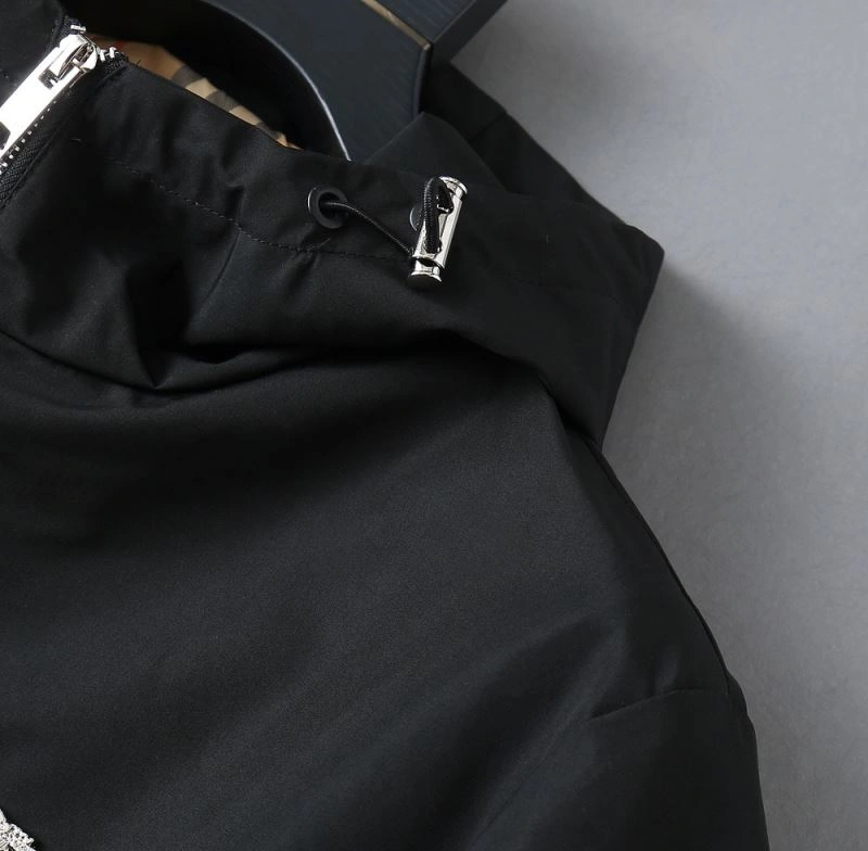 Brand-original Burberry Outwear