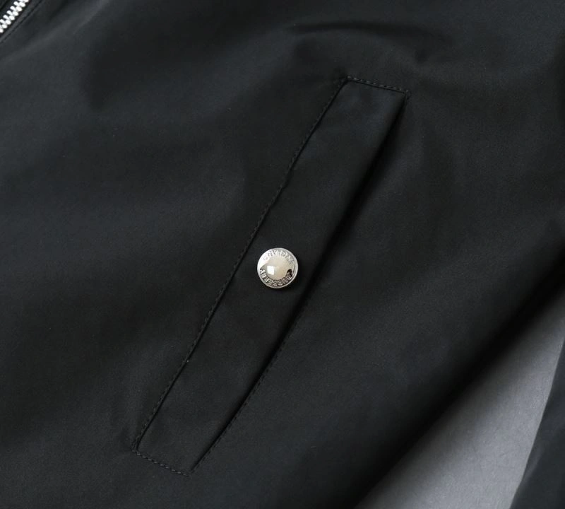 Brand-original Burberry Outwear