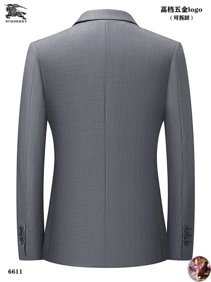 Bargain Burberry Outwear