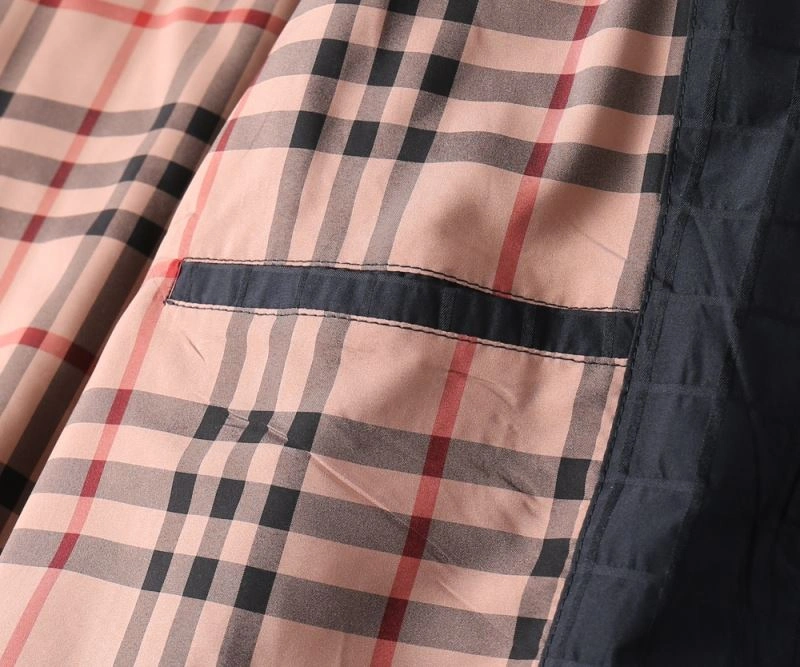 Low-cost Burberry Outwear