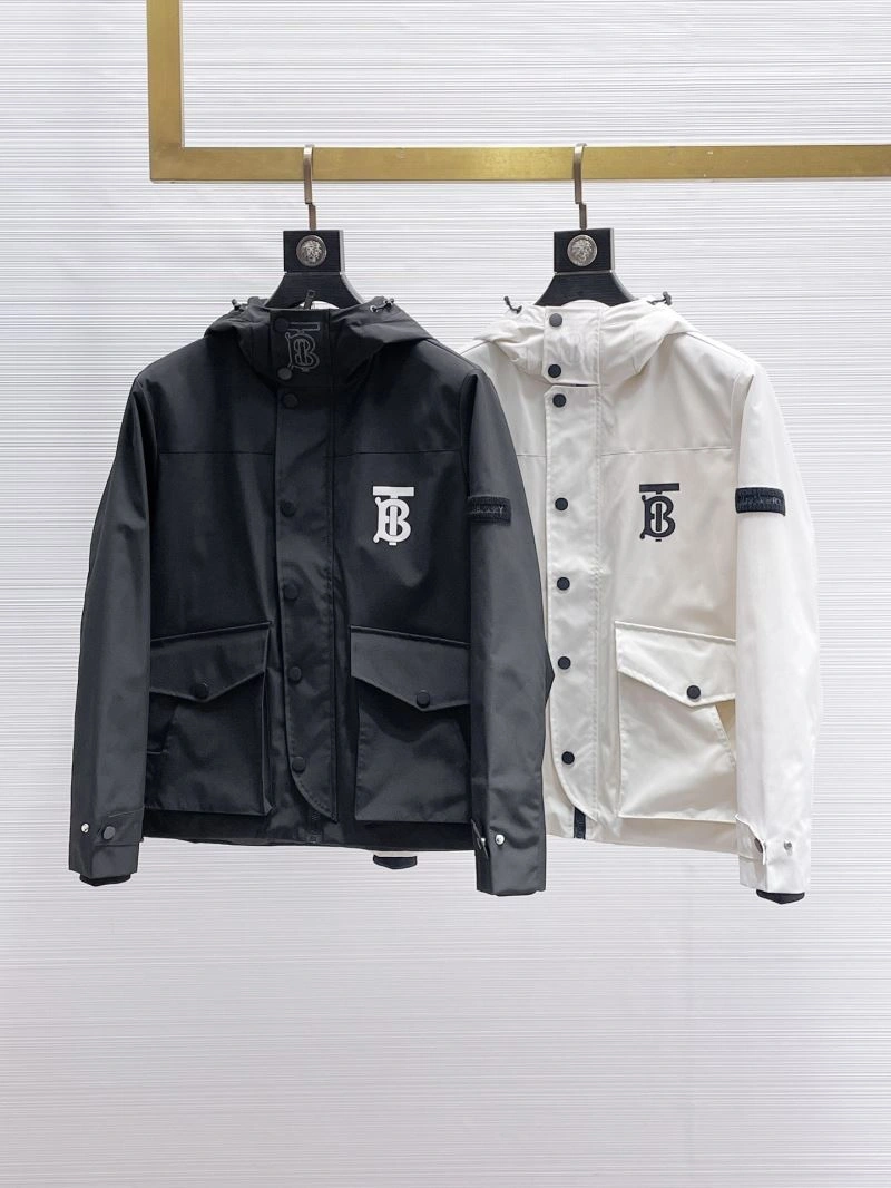 Accurate model Burberry Outwear
