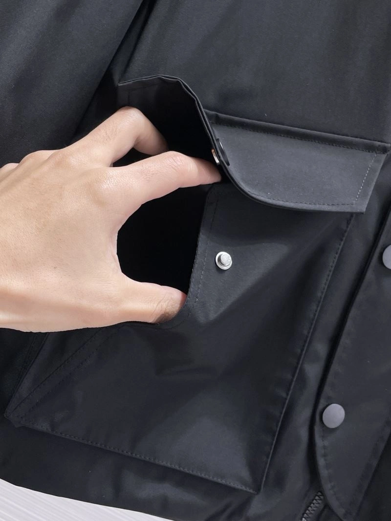 Accurate model Burberry Outwear