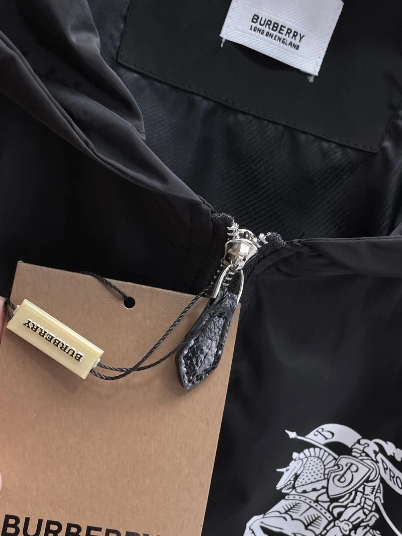 Top match Burberry Outwear