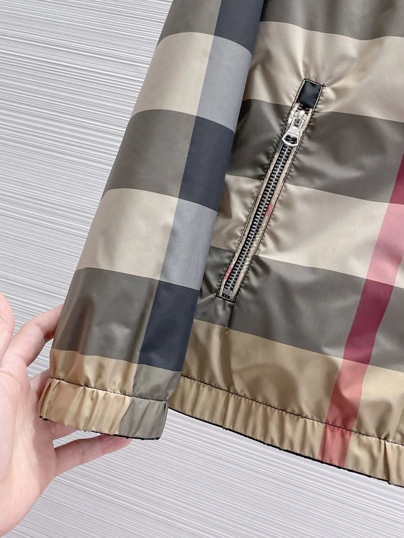 High accuracy Burberry Outwear