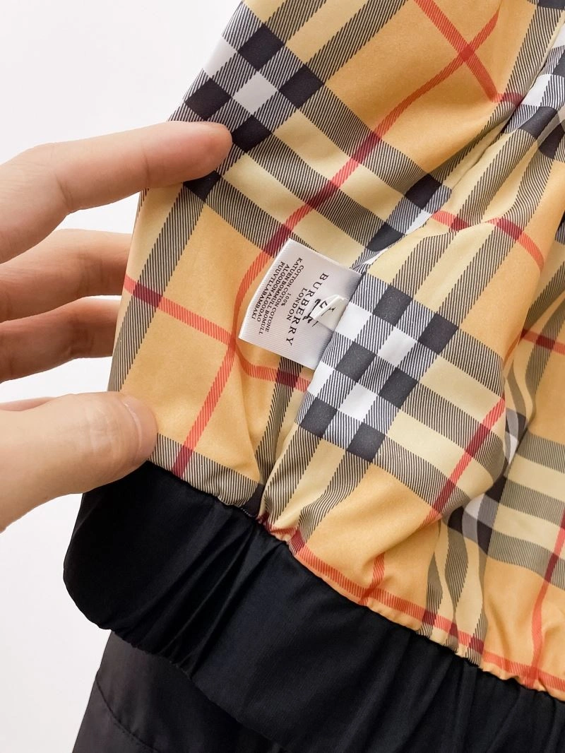 Brand-original Burberry Outwear