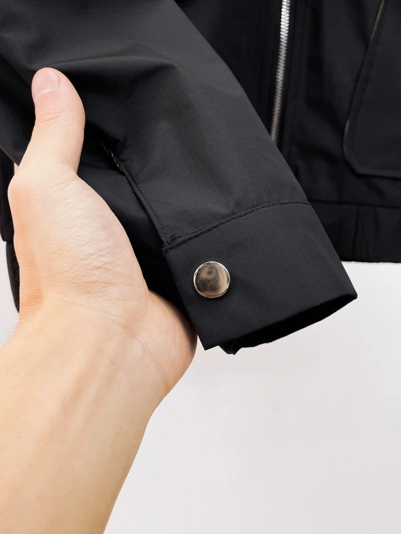 Brand-original Burberry Outwear