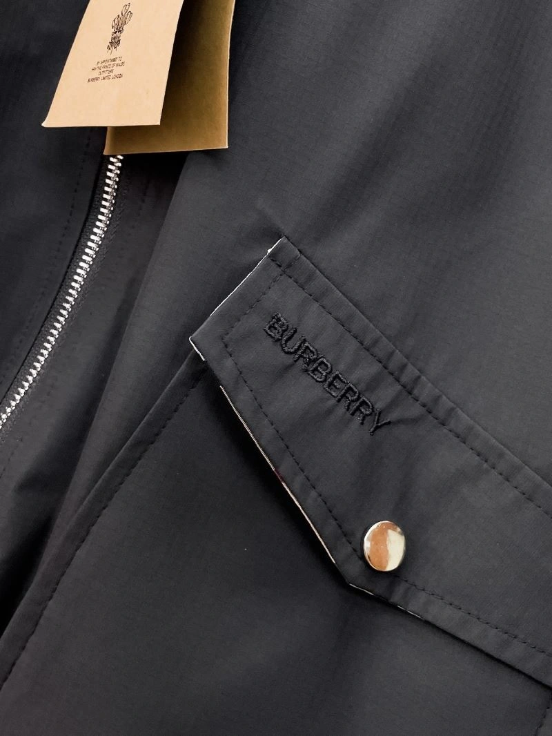 Brand-original Burberry Outwear